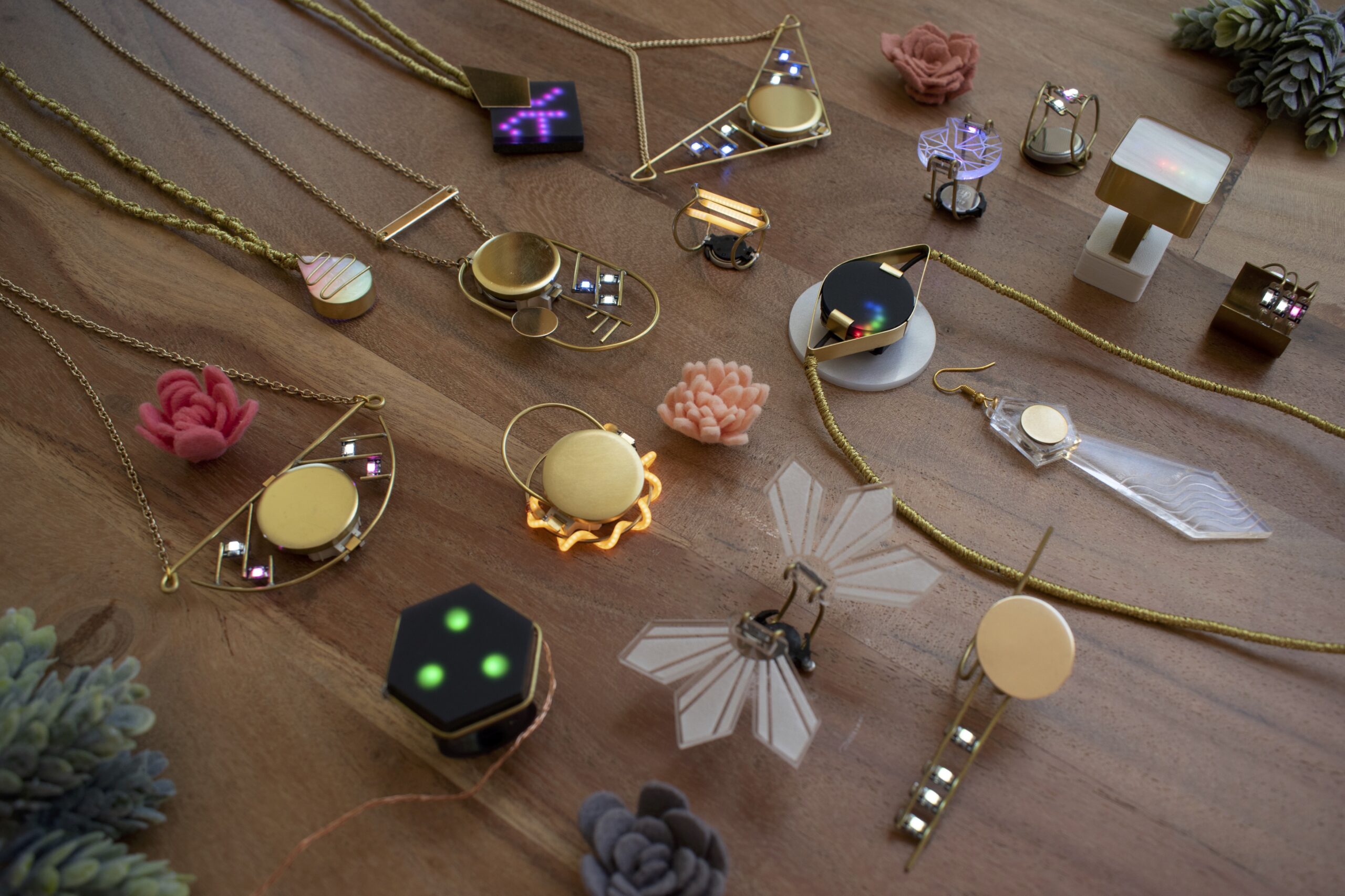 Maker Faire | Casually Glowy: Putting LEDs in everyday life - Maker Faire