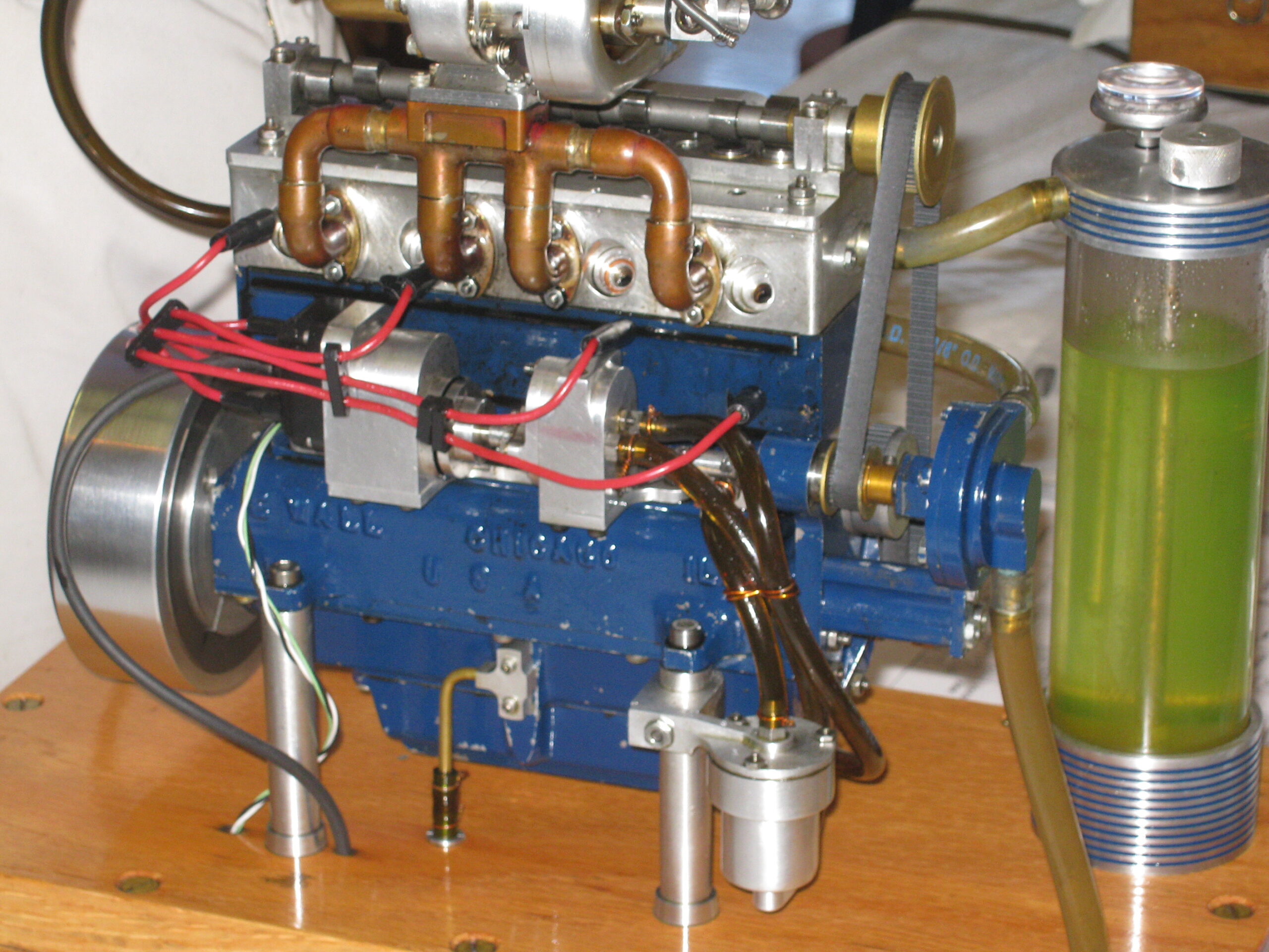 Maker Faire | Scale model running internal combustion and steam engines ...