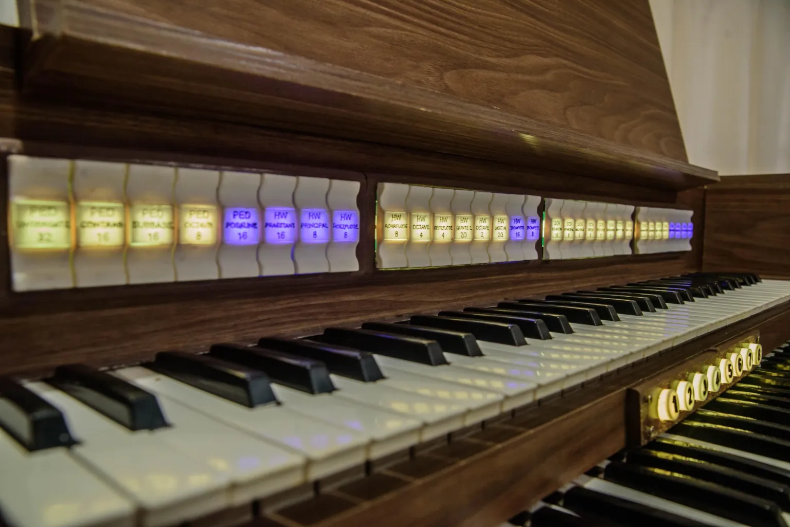 Maker Faire | OpenPipes Revolutionizes the DIY Pipe Organs - Maker Faire