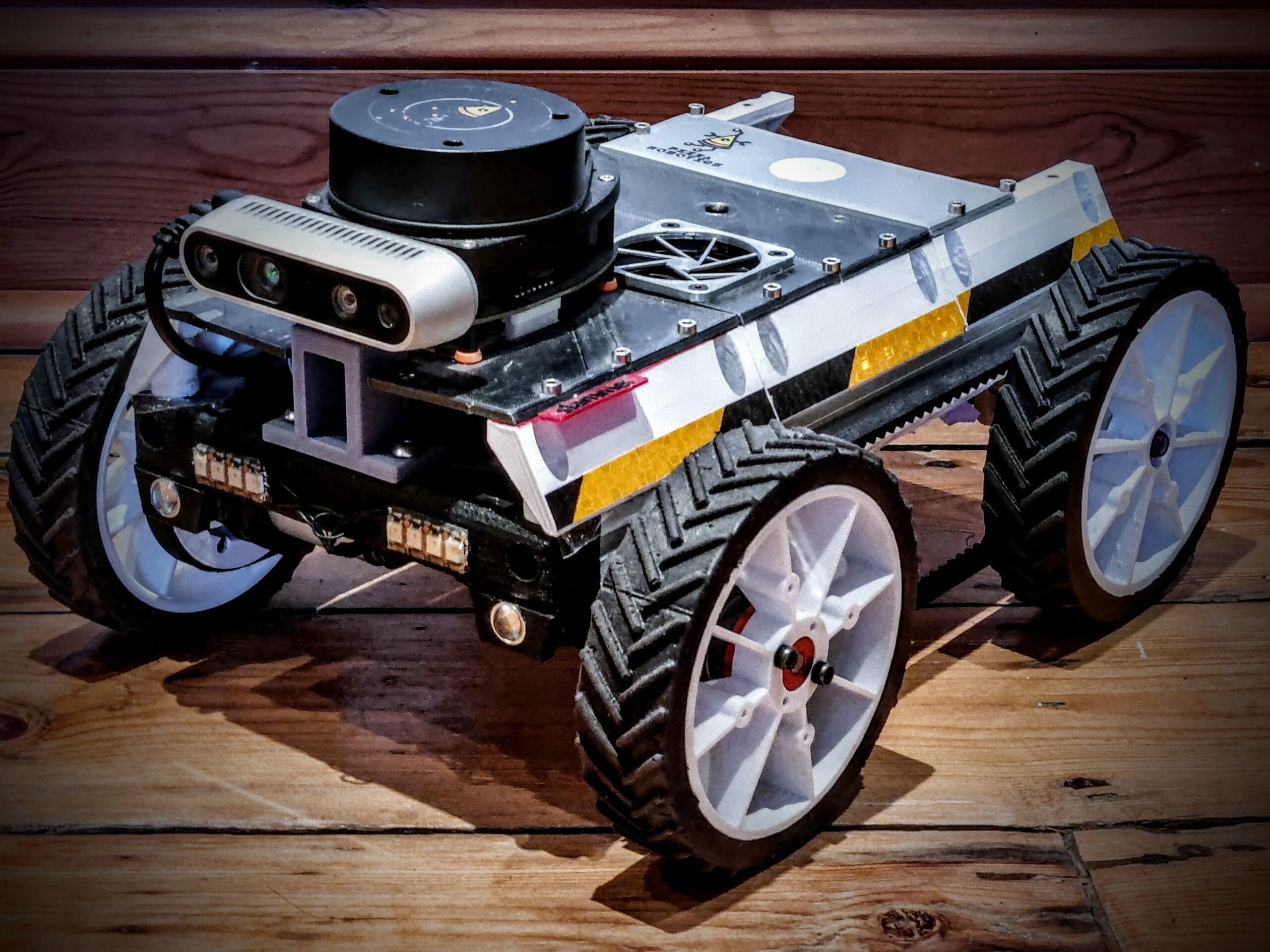 Maker Faire | Slammer: Un robot rover autonomo, nato come progetto per ...