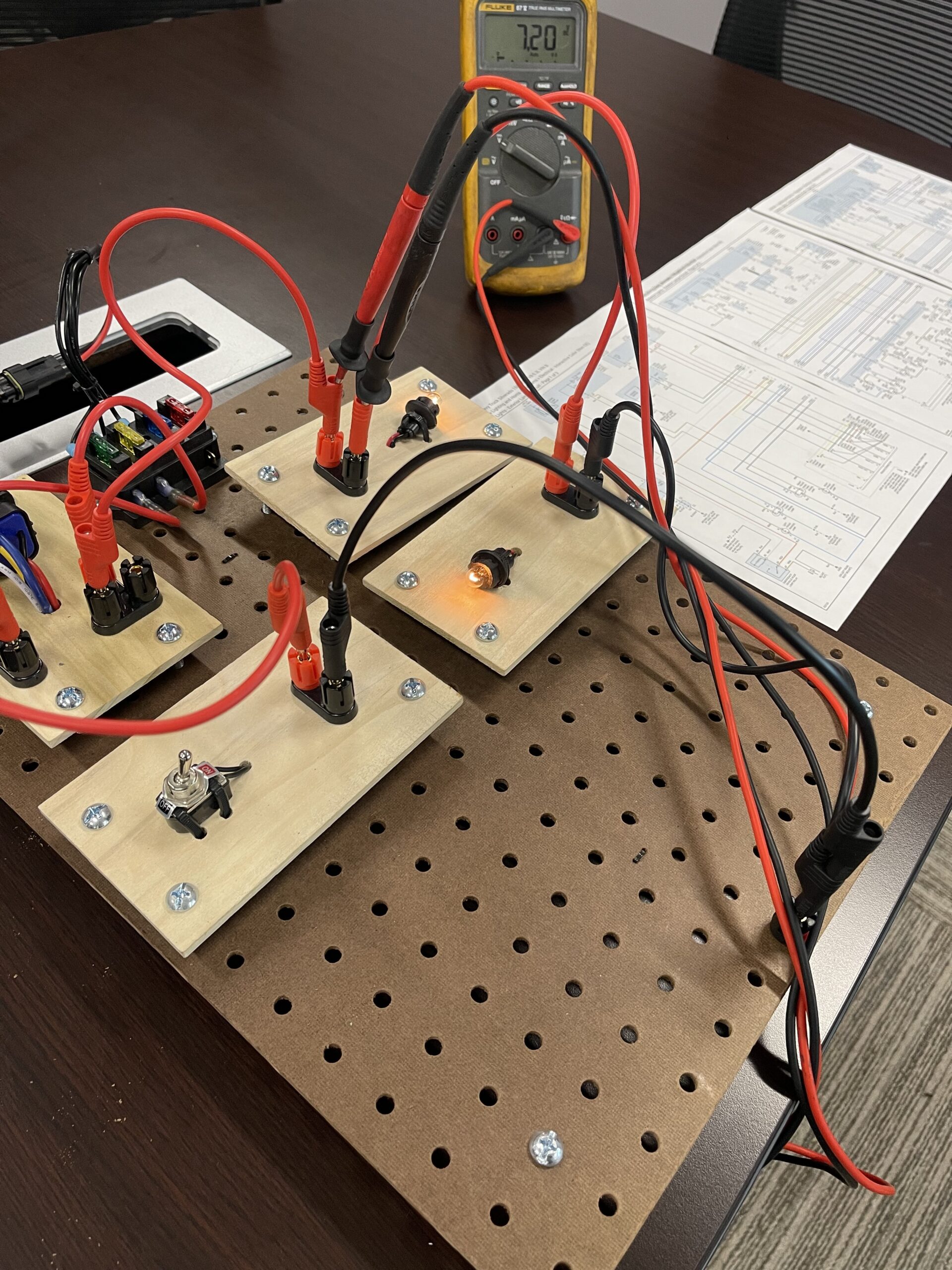 Maker Faire | Circuit Building Booth - Maker Faire