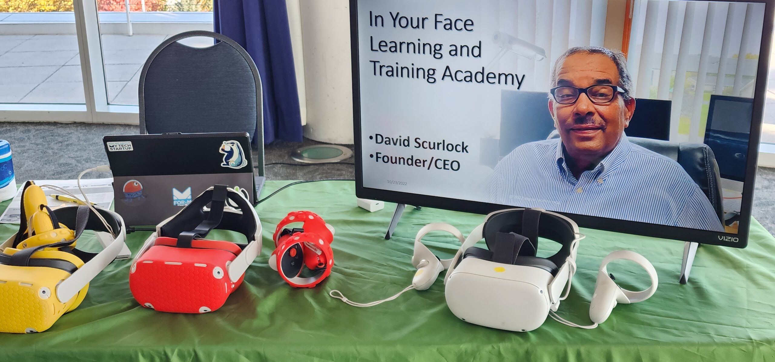 Maker Faire | Virtual Reality in the Makers Space - Maker Faire