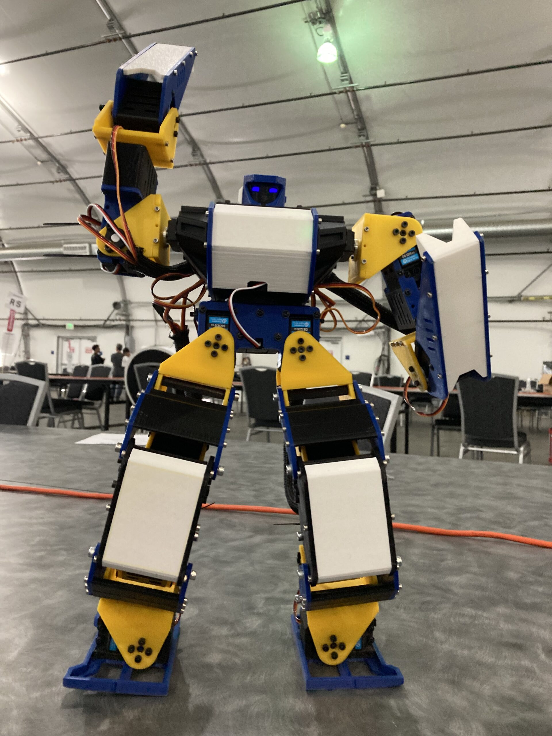 Maker Faire | Humanoid Fighting Robots - Maker Faire
