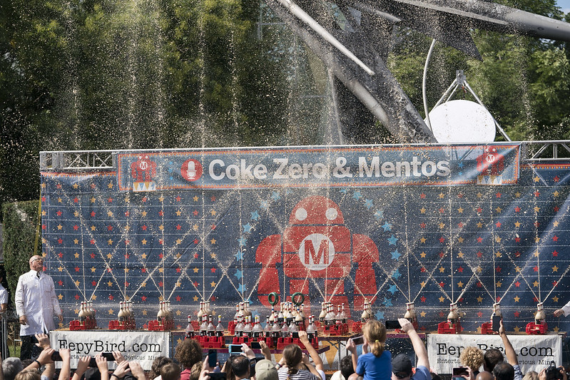 Maker Faire | Diet Coke and Mentos Geyser Extravaganza