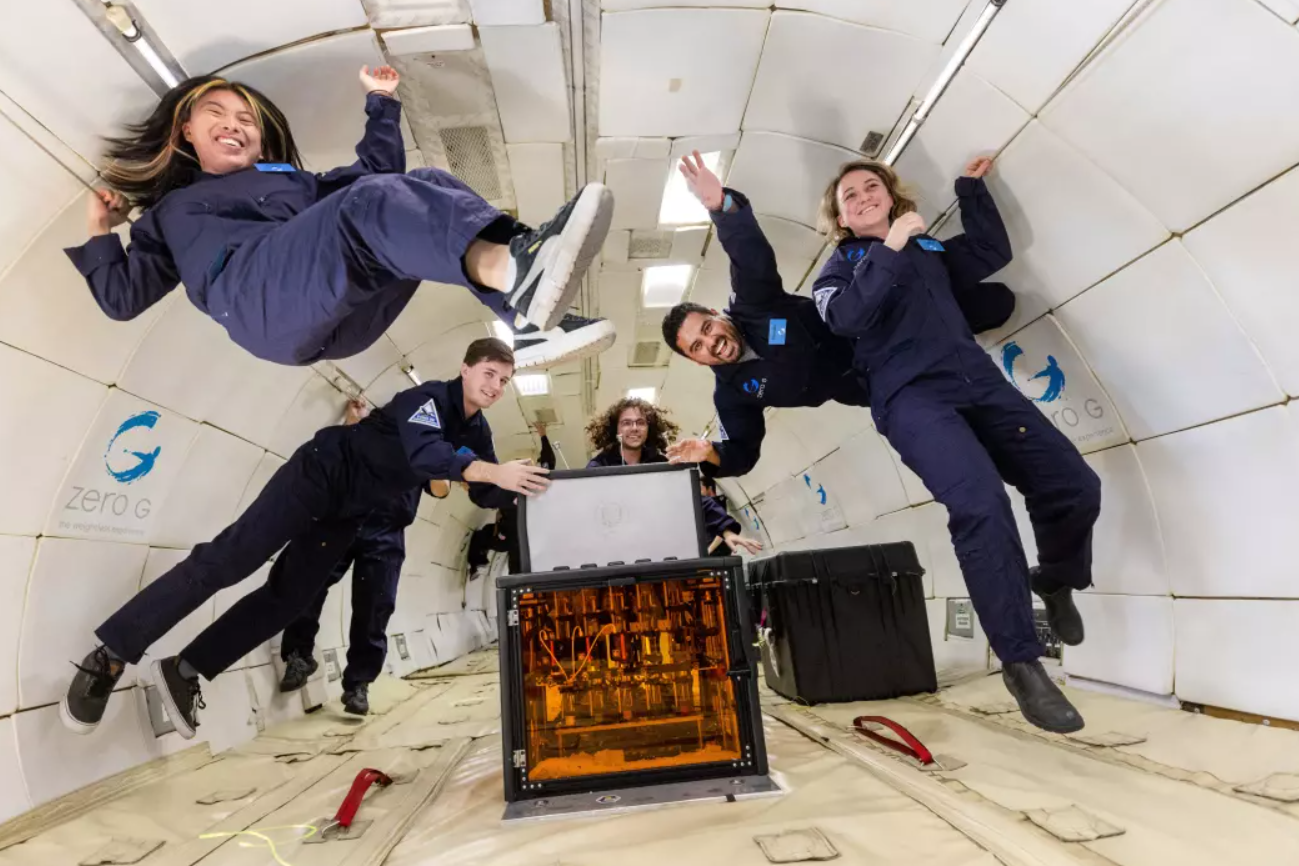 Maker Faire | A layerless 3D printing technology: Computed Axial ...